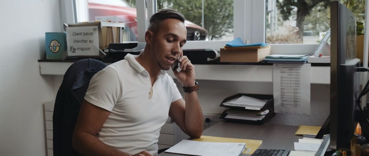 À l'heure du Covid-19, les concierges, ces héros, continuent leur activité